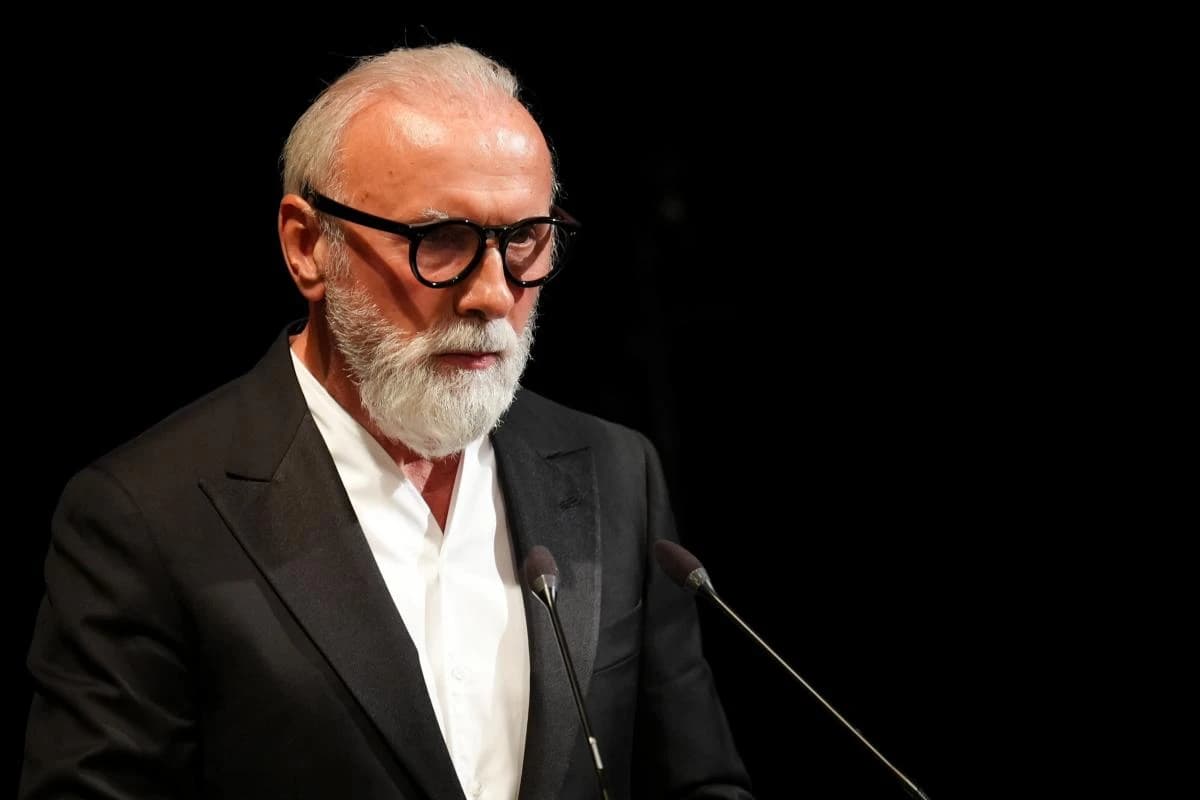 Dino Merlin u suzama: Pričao sam mu fore, smijali smo se da ne bismo ...